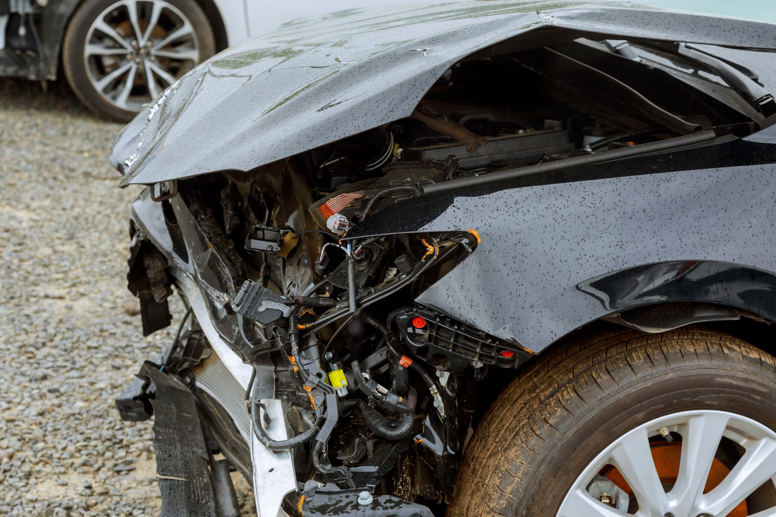 7 Signs of Car Frame Damage - Kirk's Collision